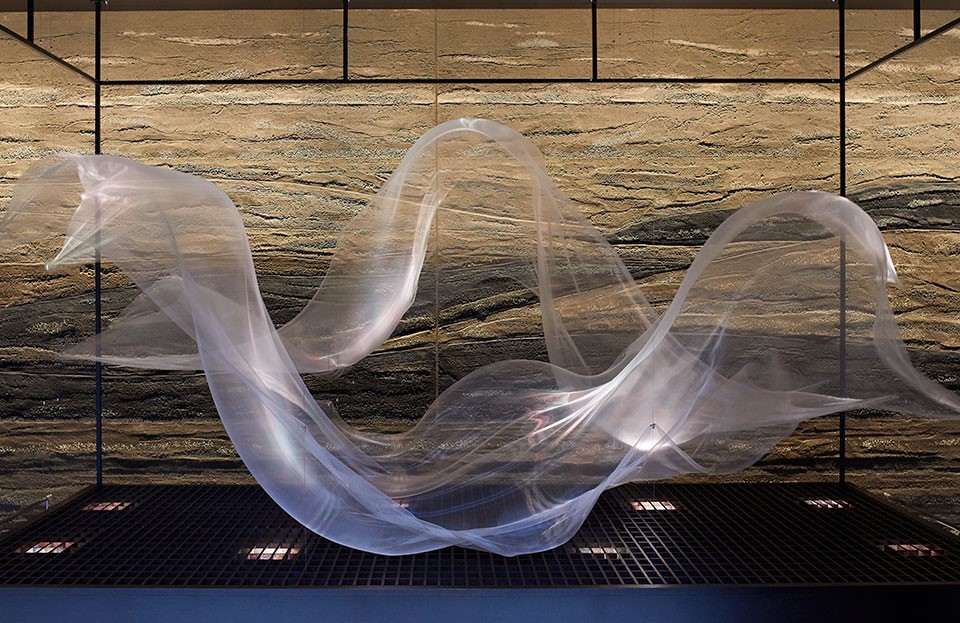 WOWのインスタレーション作品「wind_form」「FLOW」 ホテル「THE THOUSAND KYOTO」にて常設展示 | AXIS ...