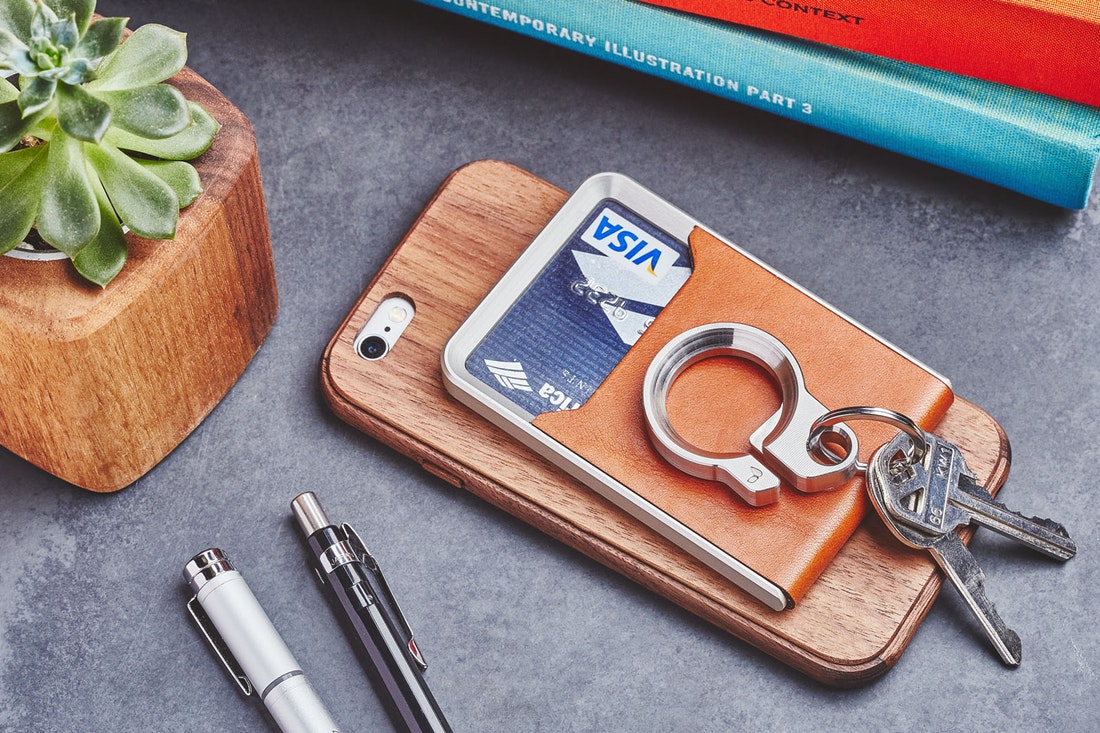 ボトルオープナーにもなる純チタン製のキーリング Grovemadeの「Titanium Key Ring」 | AXIS Web | デザイン ...