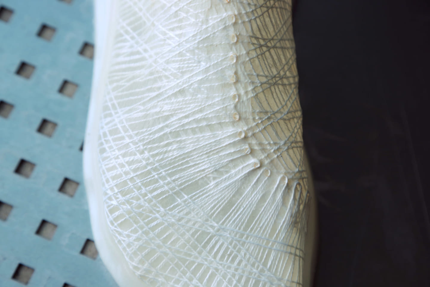 デザイナーJen Keaneが再生可能なバイオマテリアルで ファッションプロジェクト「This is GMO」を手がける | AXIS Web ...