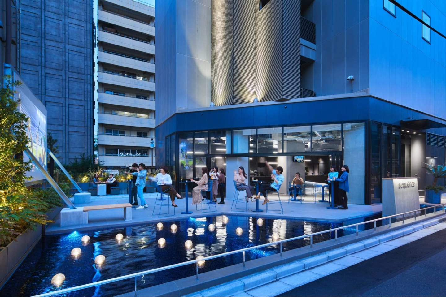 The Chain Museum、ホテルブランド「sequence」に 街とつながるアートイベントを企画 | AXIS Web | デザインの ...