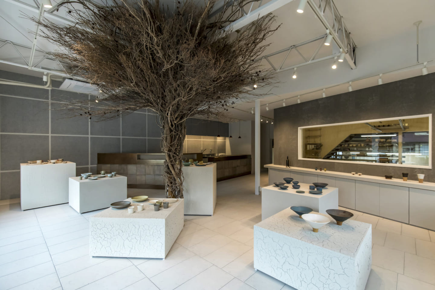 陶芸の奥深さを全身で体験できる 複合施設「TOKINOHA Ceramic Studio」 | AXIS Web | デザインの視点で、人間の可能性や創造性を伝えるメディア