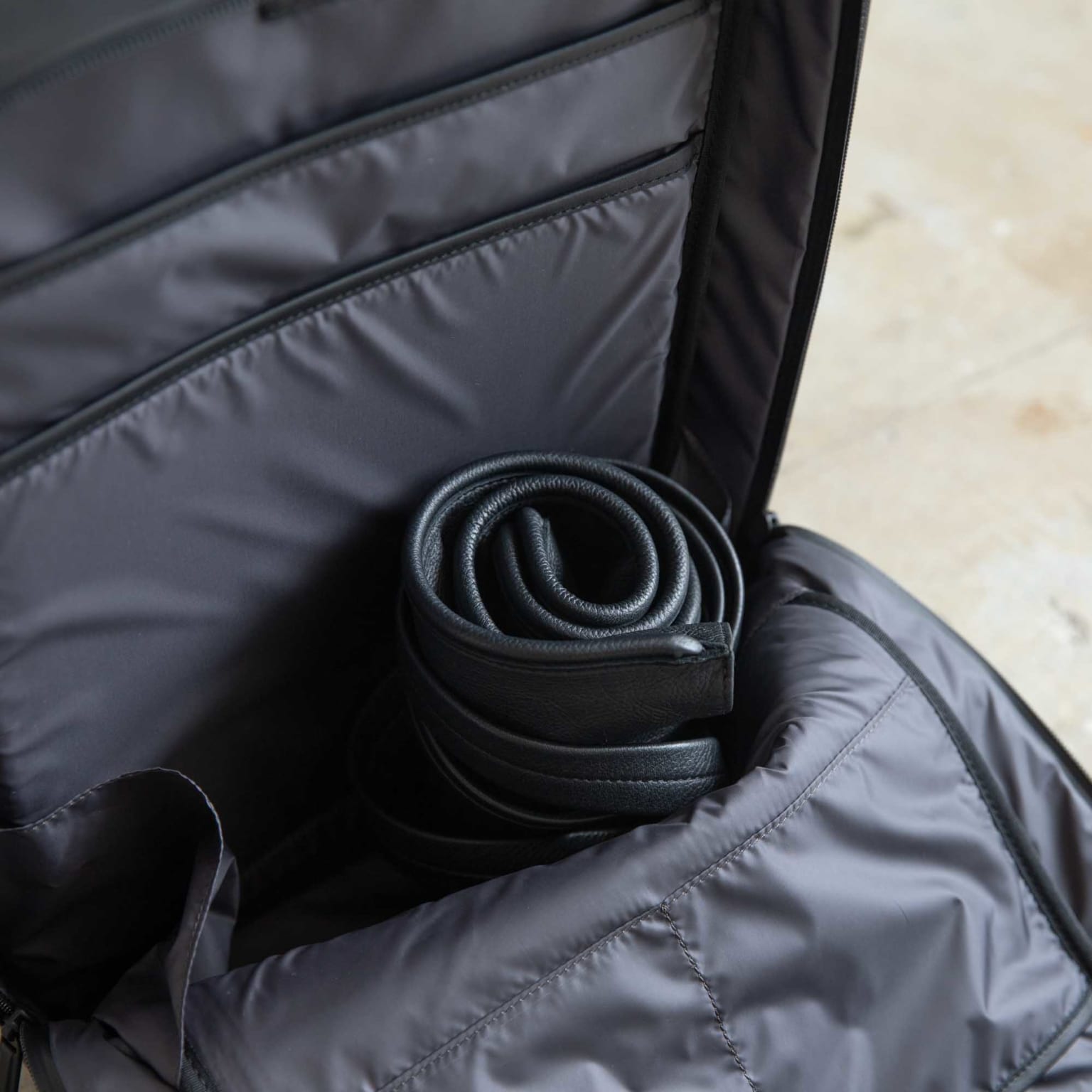 objcts.ioから洗濯乾燥に対応した 「ウォッシャブルレザートート」が登場 | AXIS Web | デザインの視点で、人間の可能性や創造性を伝えるメディア