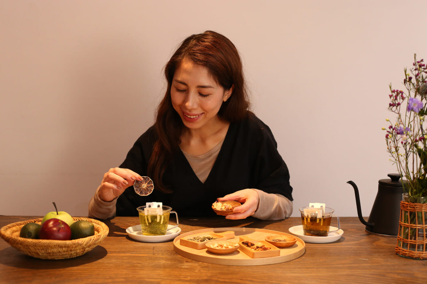 現代的に洗練された「和」をデザインに落とし込んだ ティーフートの「Drip Tea +plusシリーズ」 | AXIS Web | デザインの ...