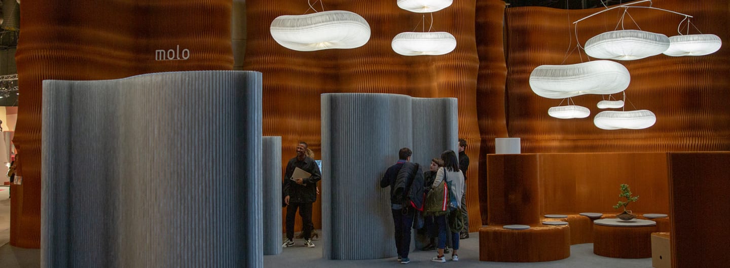 カナダのデザインスタジオ moloによる LEDで光る「textile softwall」「cloud softlight」 | AXIS Web | デザインの視点で、人間の可能性や創造性を ...