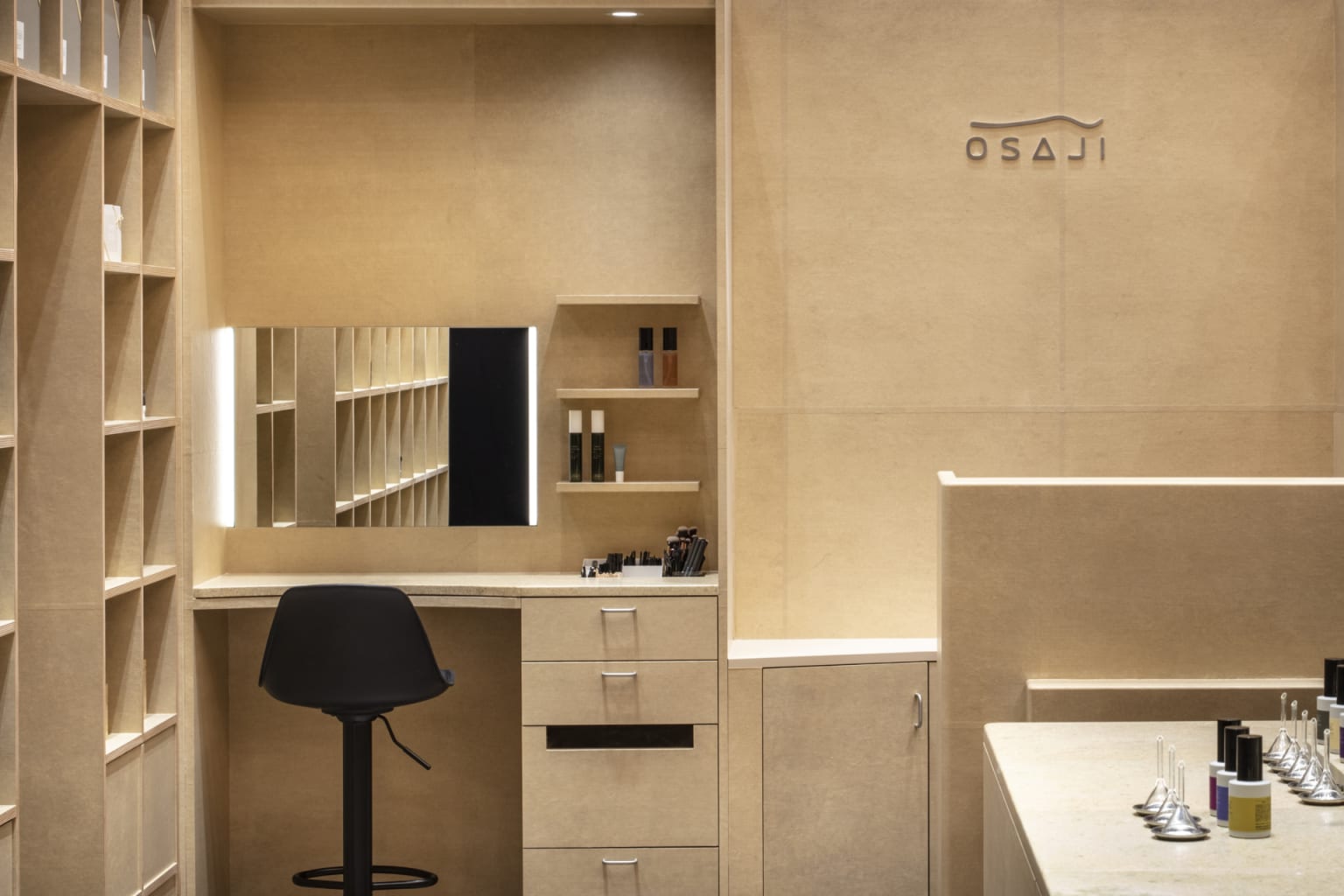 「OSAJI 有楽町マルイ店」がオープン 店舗デザインは山本亮介／ya Inc. が担当 | AXIS Web | デザインの視点で、人間の可能性や創造性を伝えるメディア