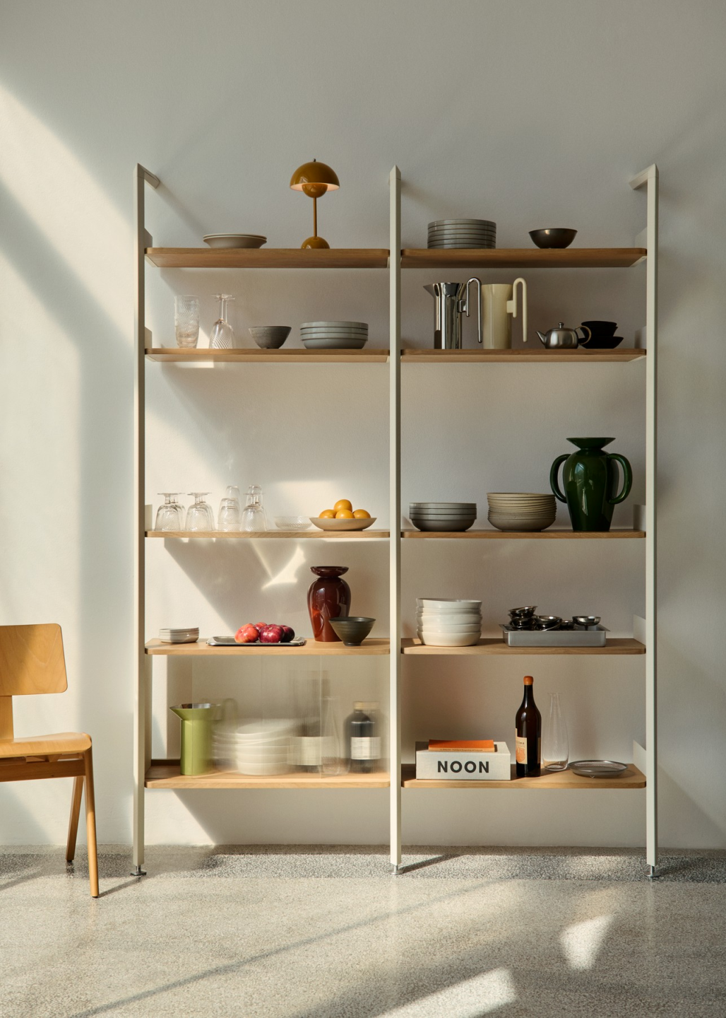 デザインスタジオ Industrial Facilityが手がけた &traditionのシェルフシステム「Rombe」 | AXIS Web ...